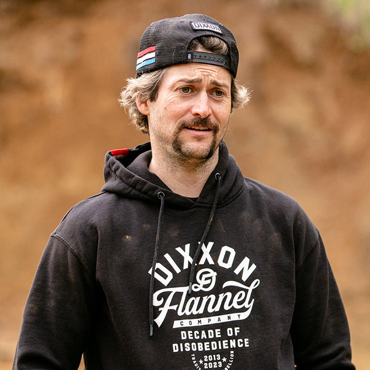 The Cast – Channel 199